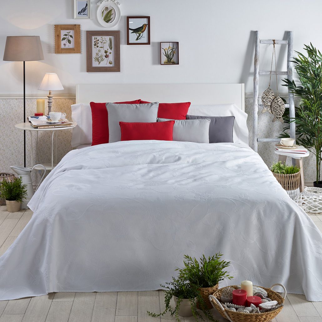 Colchas baratas y bonitas para tu cama - Colchón Exprés